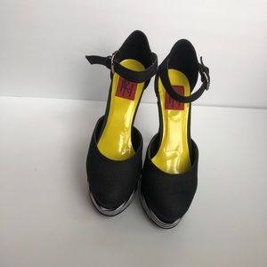 FRH | Shoes | Frh Black With Stripes Platform Heels | Poshmark